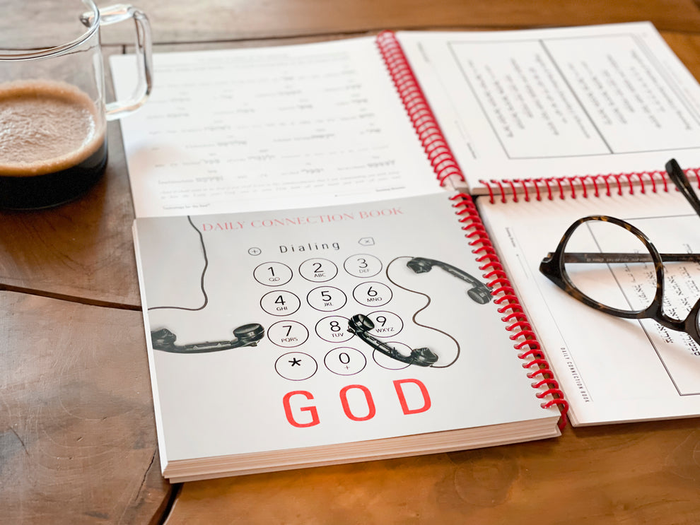 Dialing God: Daily Connection Book (English) – The Kabbalah Store US